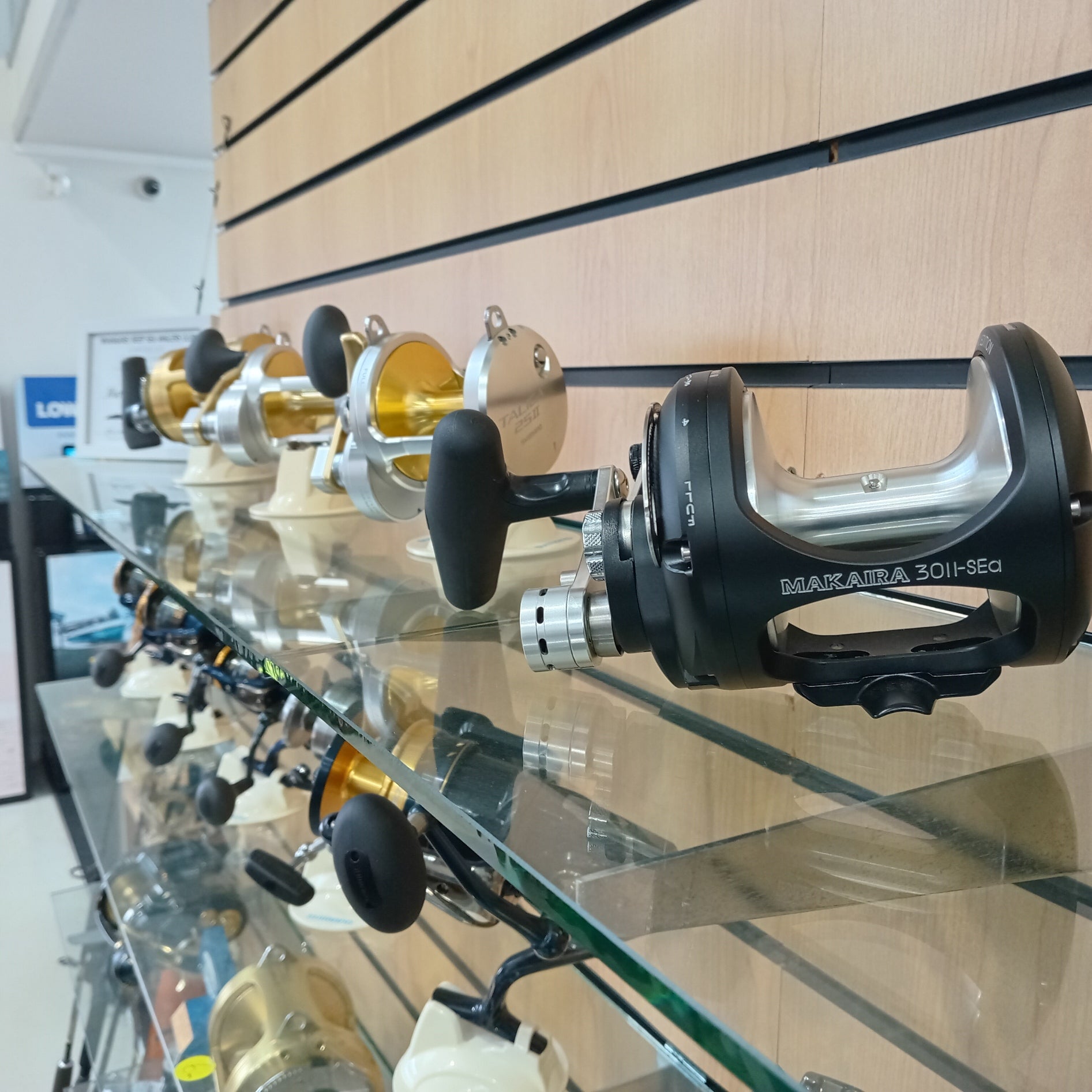 Overhead Reels – Warren Hay Marine